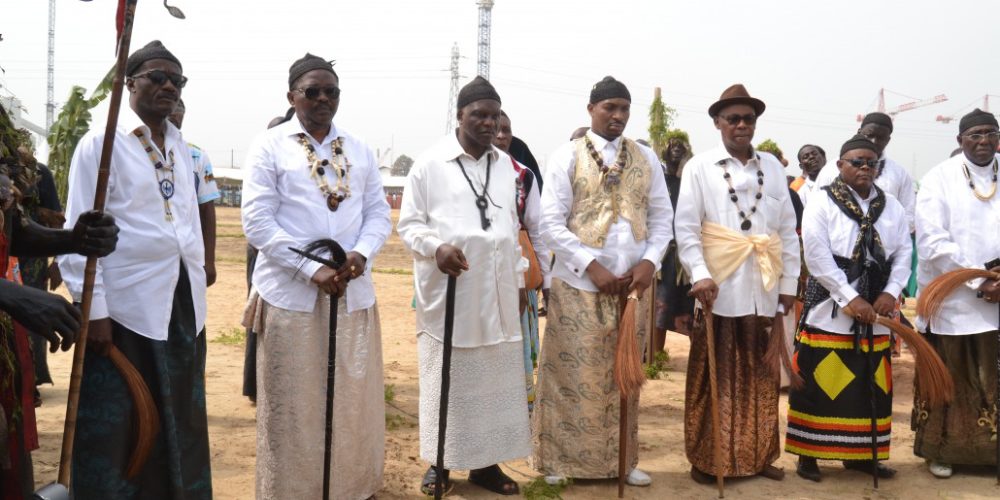 CULTURE ET TRADITION DOUALA :LES CHEFFERIES DOUALA ET LEURS CANTONS ...