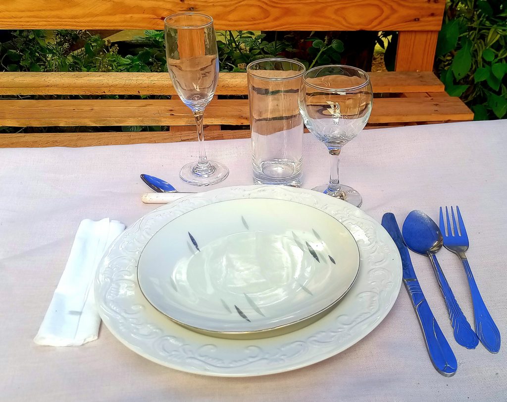 L'art de la mise en place, la disposition et le langage des couverts ...